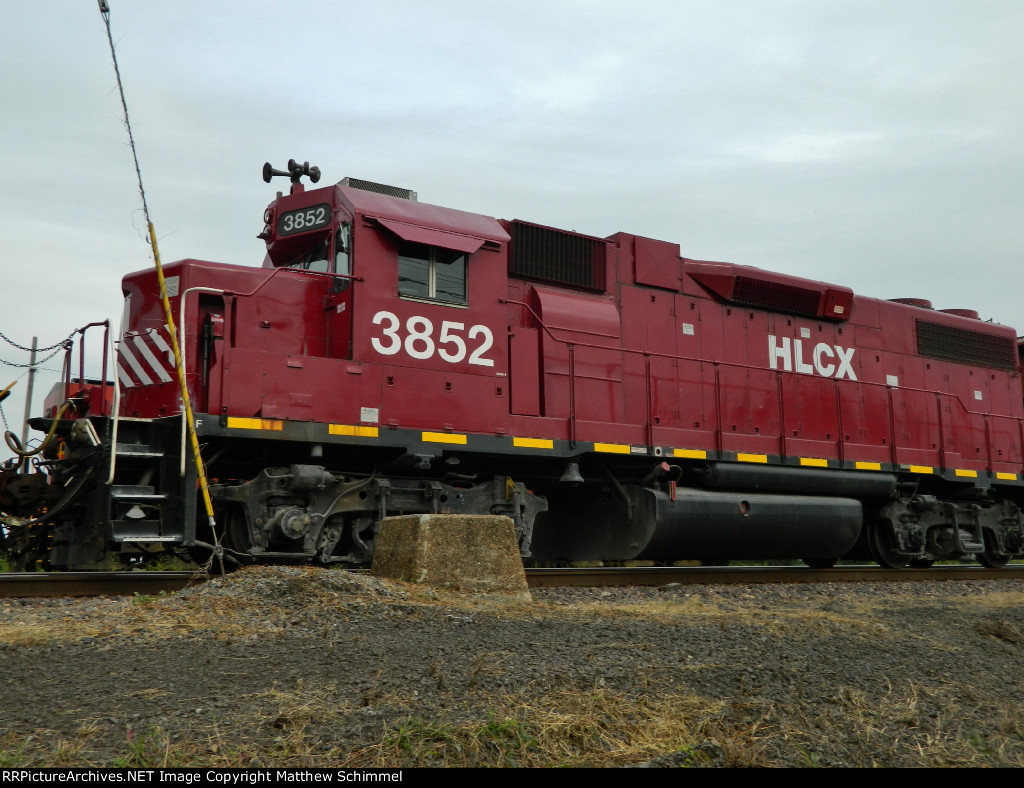 HLCX 3852 - Roster shot.